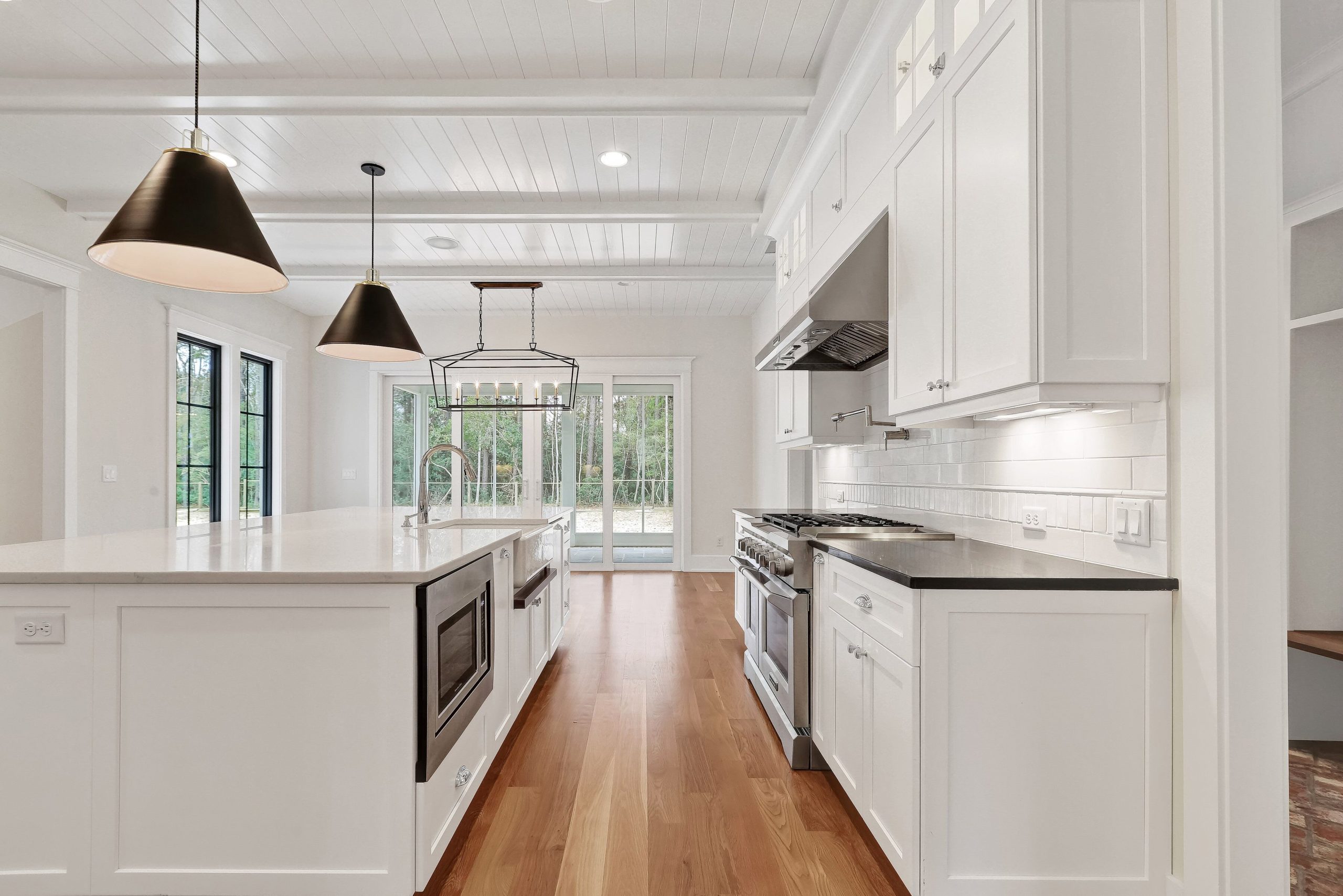 Custom Home Kitchen - PBC Design + Build